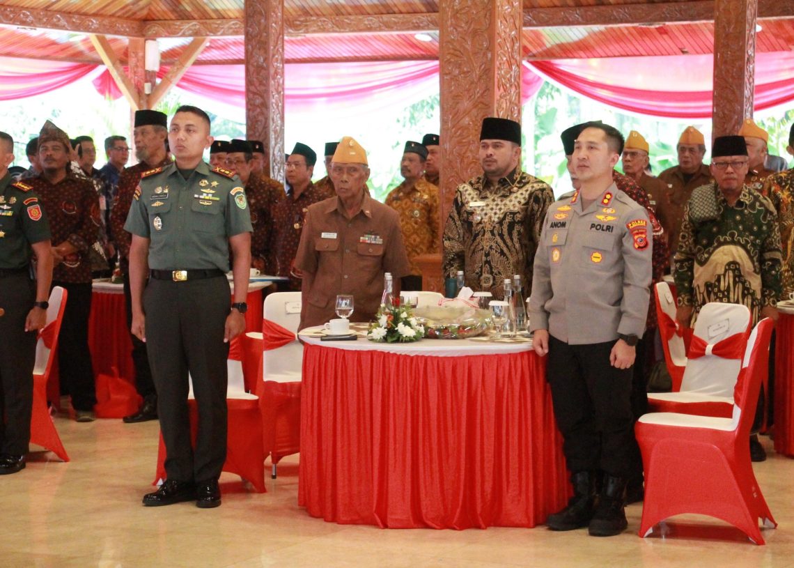 Personel Polres Purwakarta Dilatih Astina Polri dan TTE Polri Dari ...